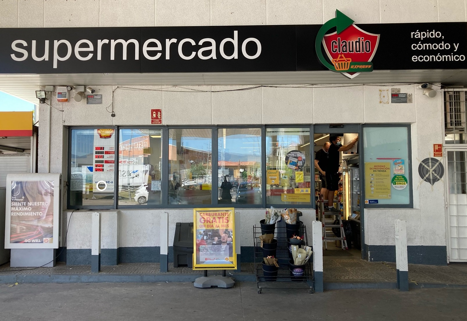 Gadisa inaugura su primer supermercado en Madrid