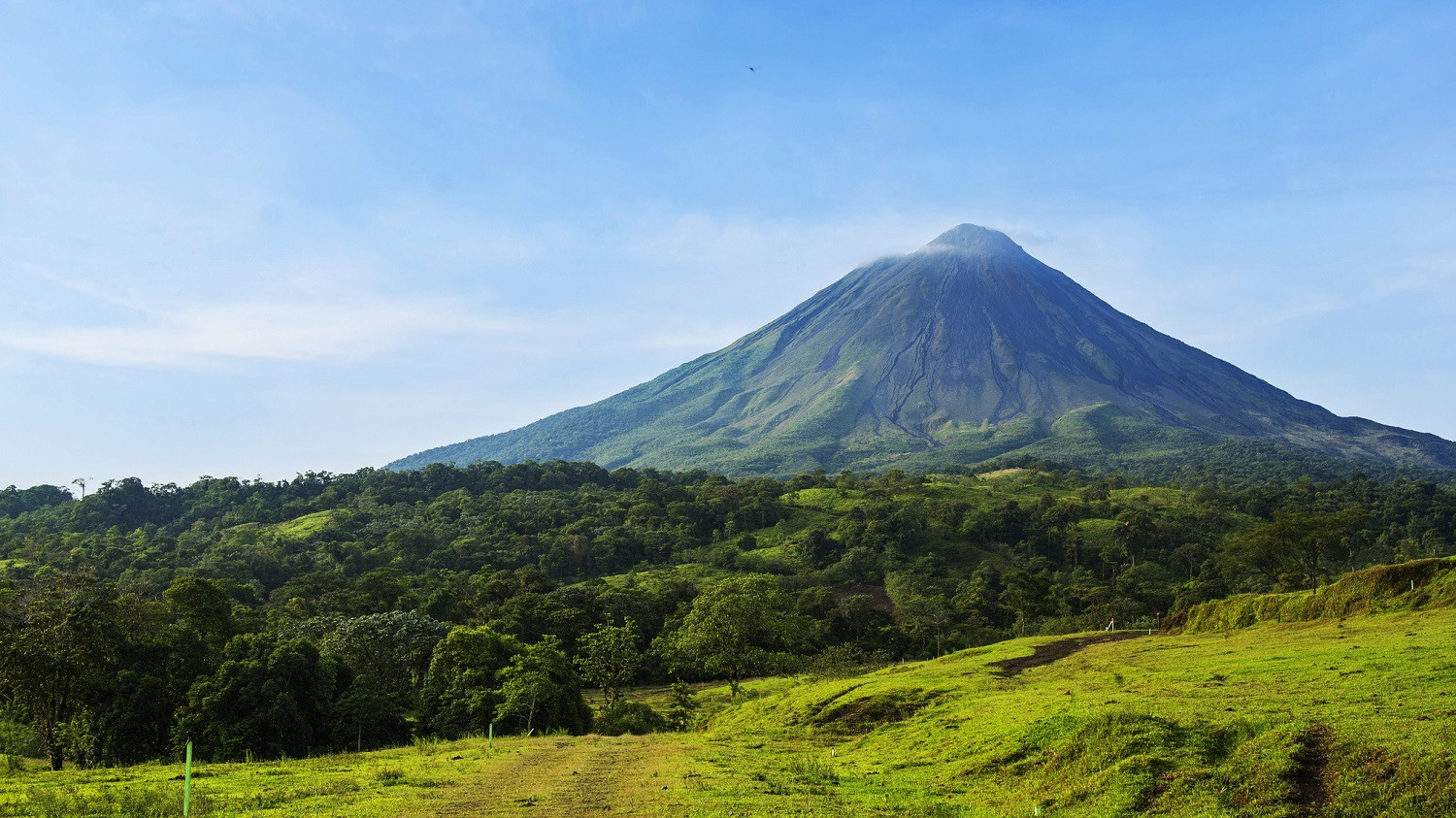 Volcán Arenal en Costa Rica, uno de los mejores Parques Nacionales del ...